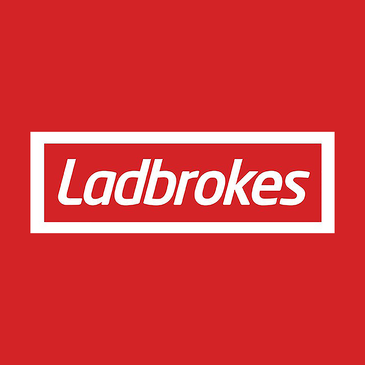 Stores | Piazza shopping Centre